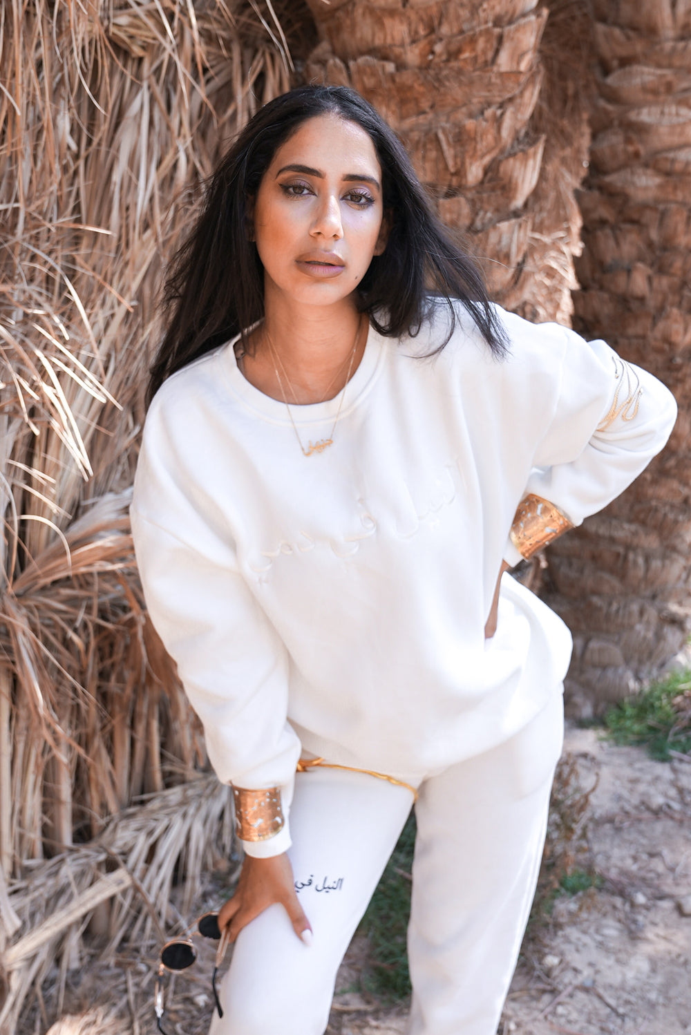 "THE NILE" CREME CREW NECK